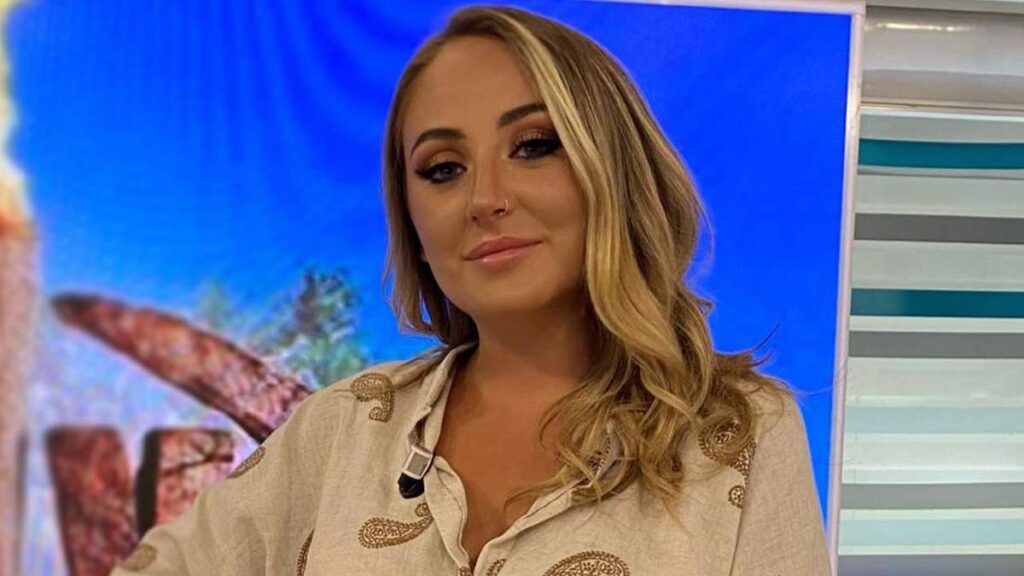 ¿Cuál es el dial de Cadena Dial en Málaga? – Famuse : #1 Models, Actors ...