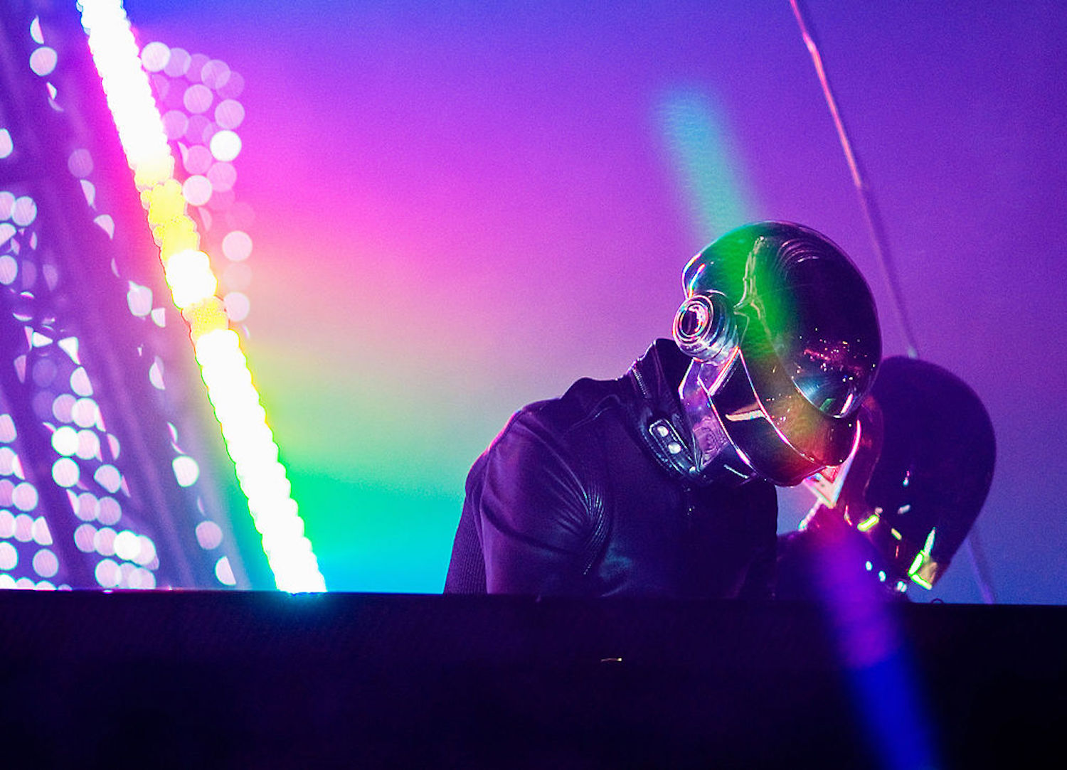Did Daft Punk Sample Around The World 