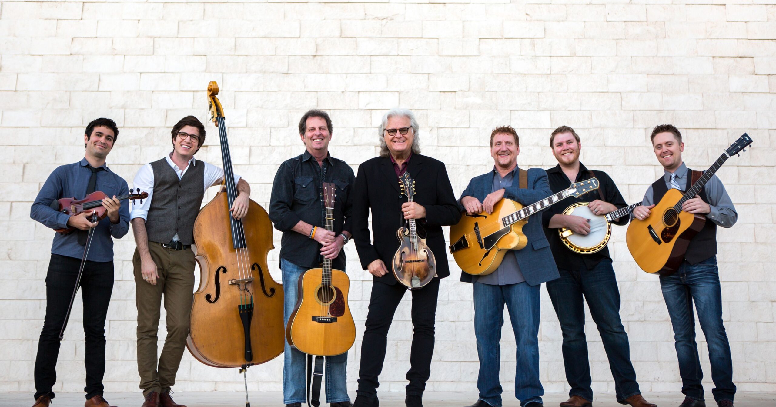 Does Ricky Skaggs still perform?