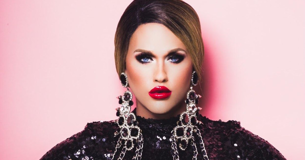 Is the song Lola about a drag queen? – Famuse : #1 Models, Actors ...