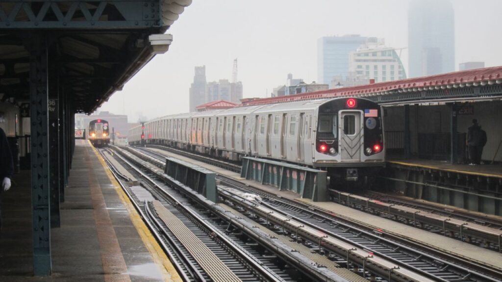 What Are The Stops On The D Train 