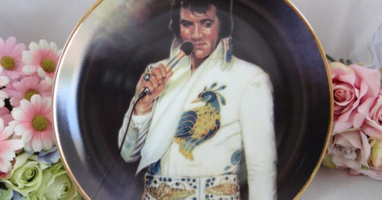 What is Elvis most remembered for today?