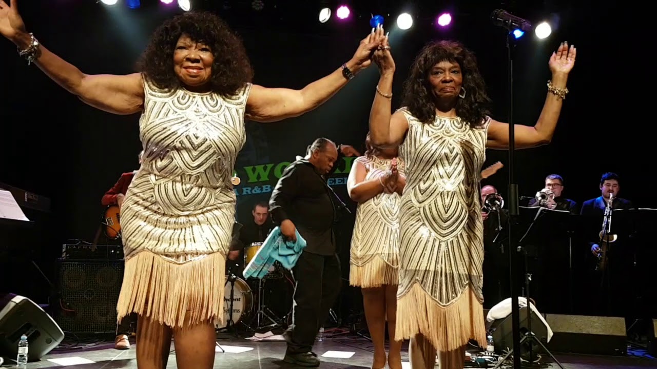 Who did the original dancing in the street? – Famuse : #1 Models ...