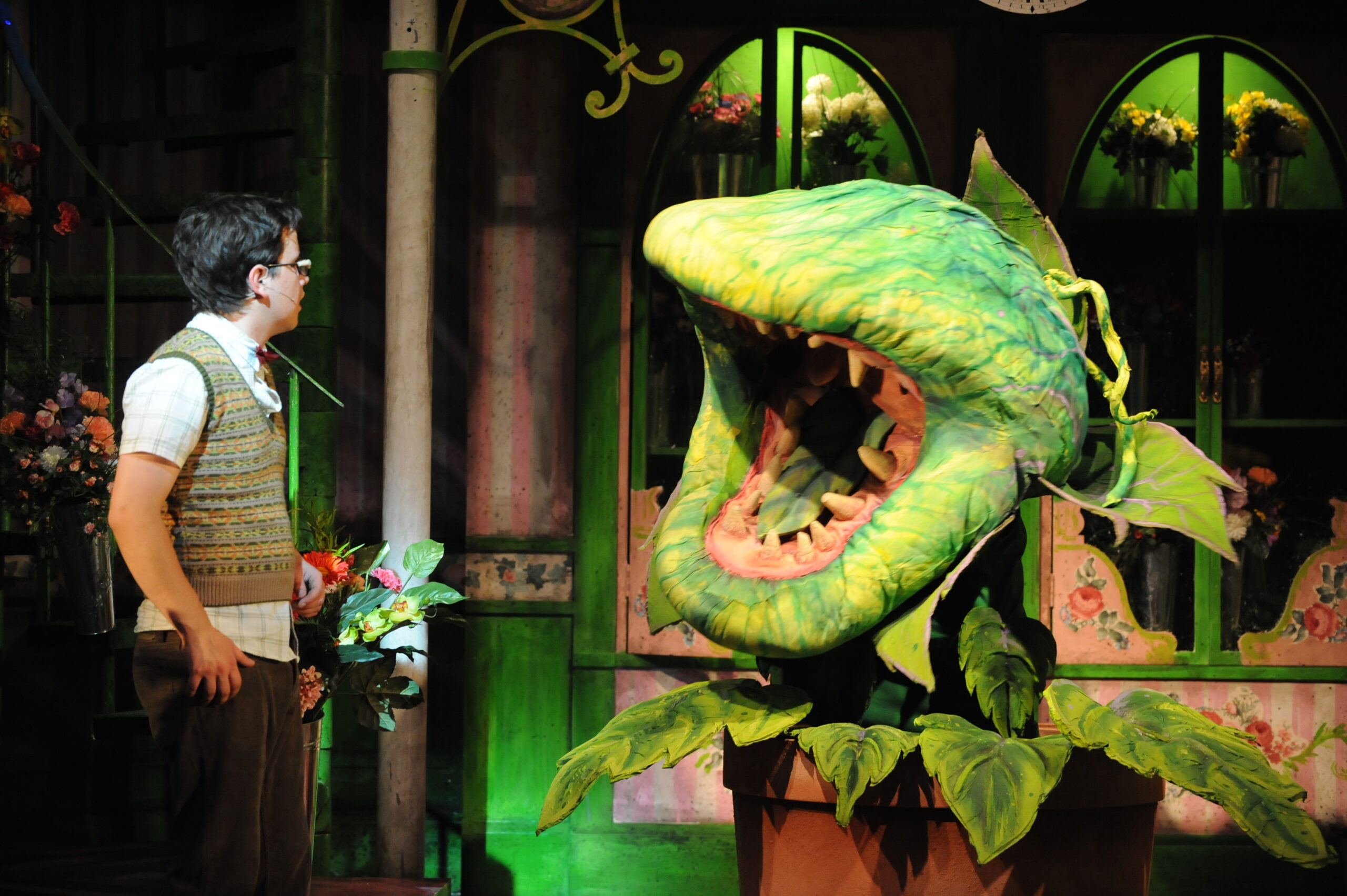Who did the voice of the plant in Little Shop of Horrors?