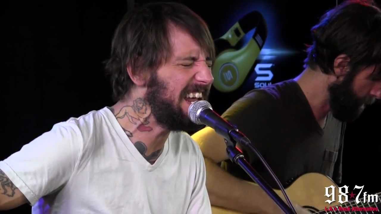 Who is the lead singer of Band of Horses? – Famuse : #1 Models, Actors ...