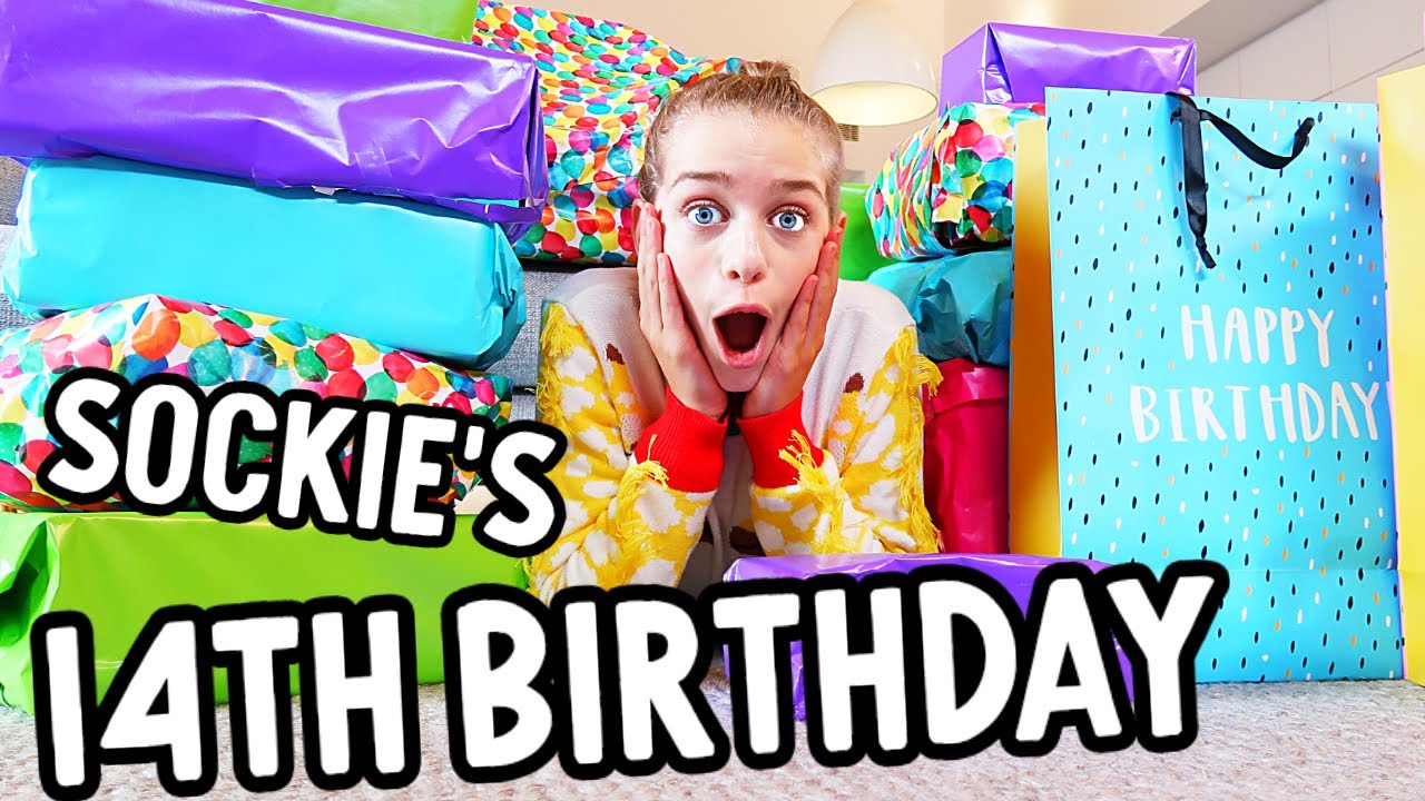 How old is Sockie Norris and when is her birthday? – Famuse : #1 Models ...