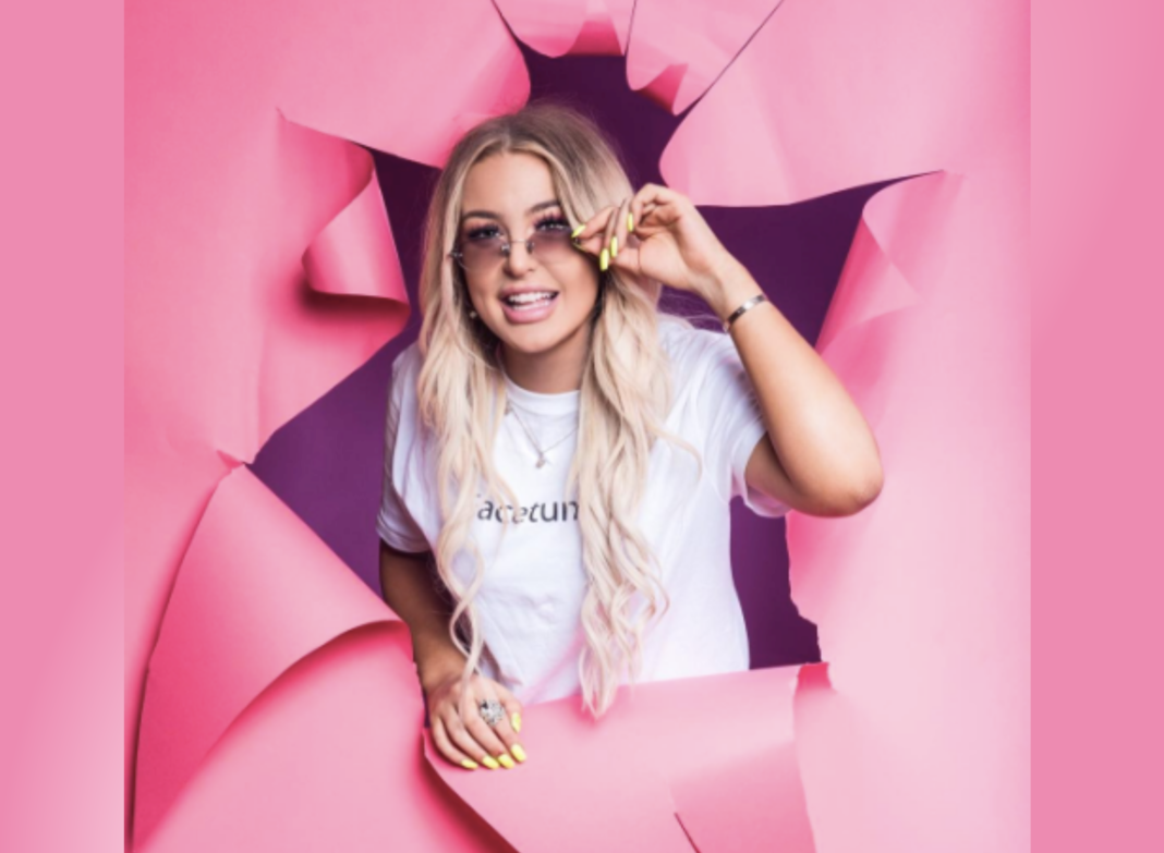 Why did Tana do TanaCon? – Famuse : #1 Models, Actors, Agencies ...